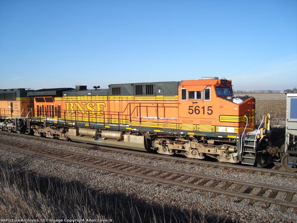 BNSF 5615